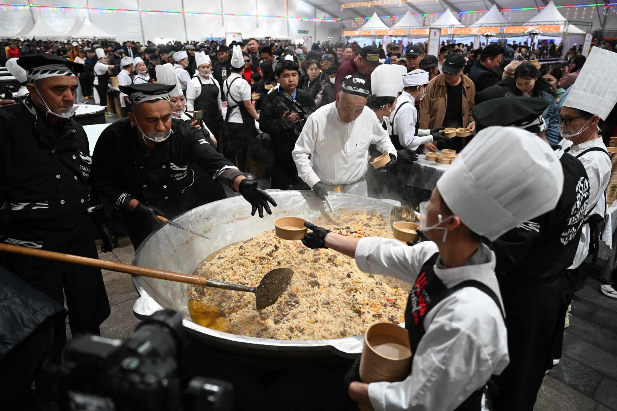 Х.Нямбаатар: Жуулчдыг татах зорилгоор “UB food” фестивалийг жил бүрийн дөрөвдүгээр сард зохион ...